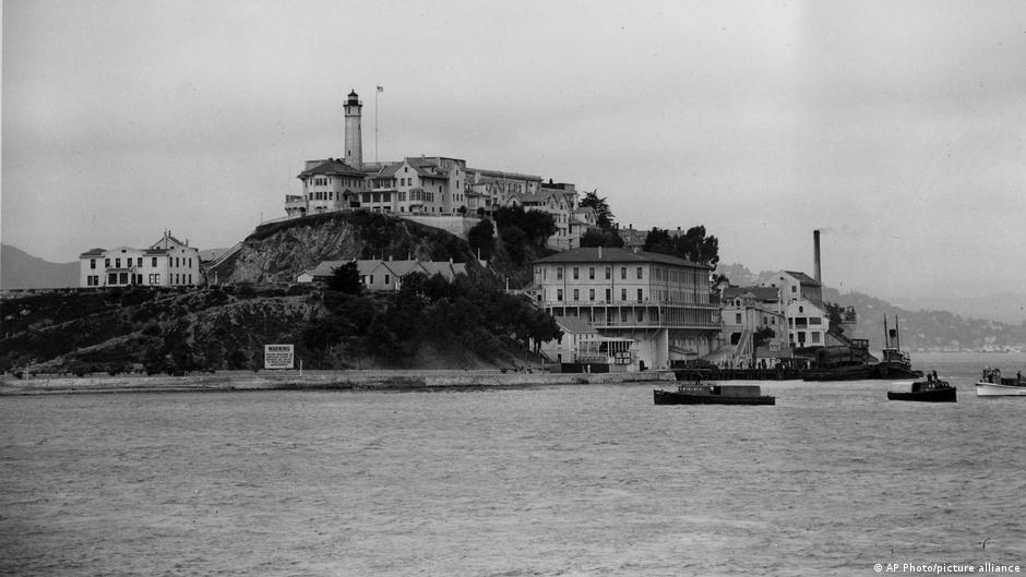 Zašto nas priča o Al Kaponeu još uvijek fascinira? :: DW :: RTCG ...