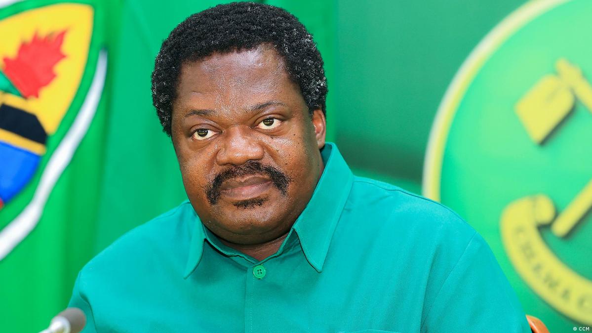 Emmanuel Nchimbi – DW