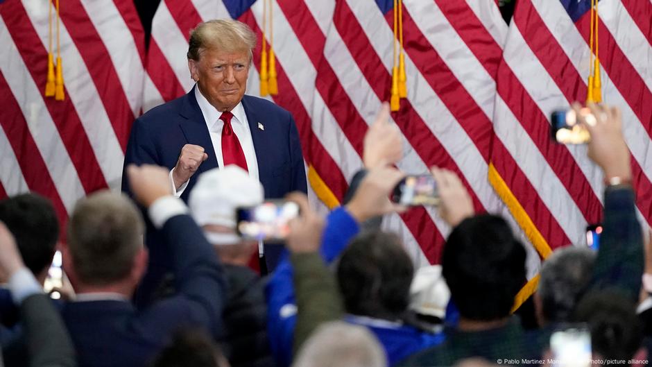 Donald Trump Cements Republican Frontrunner Status In Iowa Dw 01 16