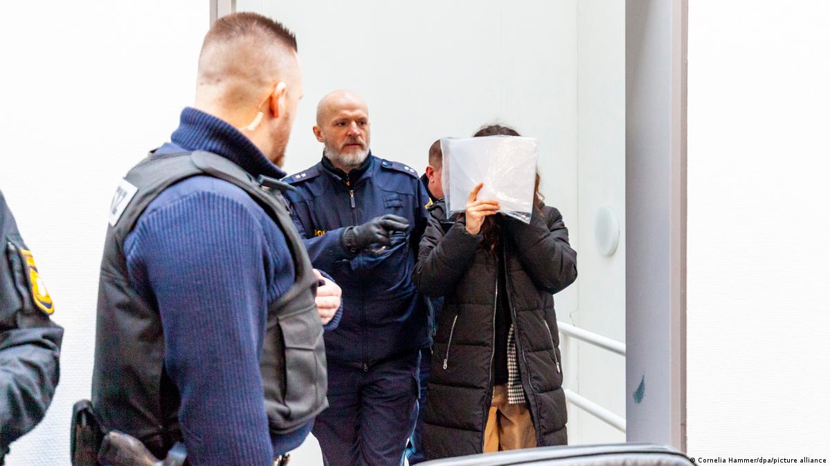 German 'doppelganger' fake death murder trial moves ahead – DW – 01/22/2024