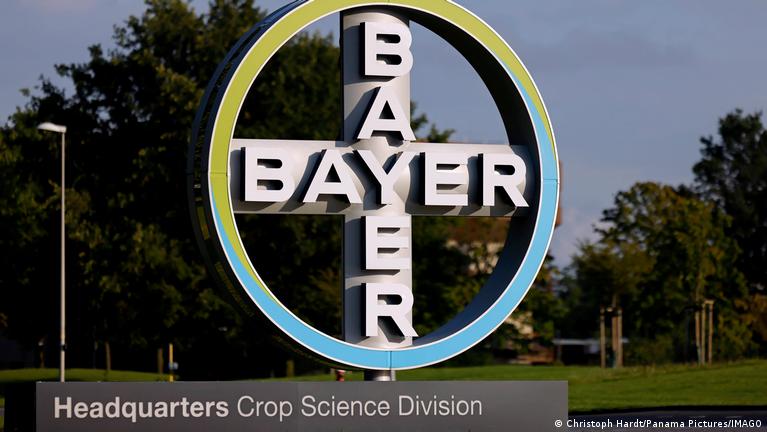 German pharma giant Bayer prepares for painful restructuring – DW – 01 ...