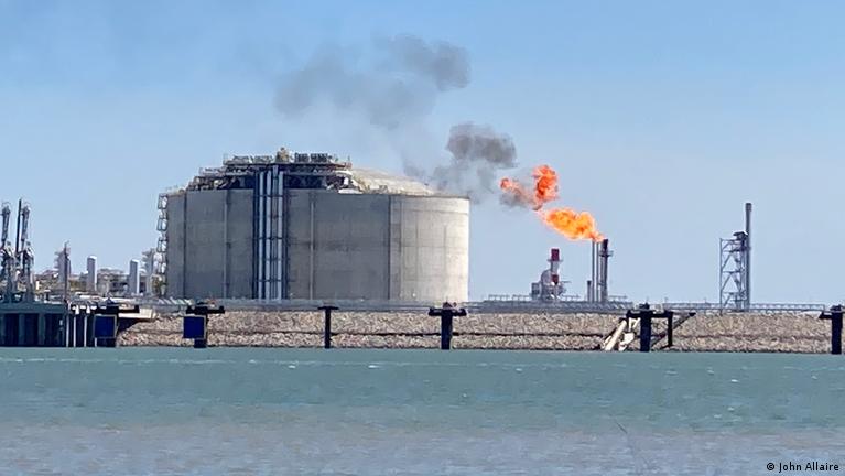 Germany helps fuel explosion in US gas exports – DW – 01/25/2024