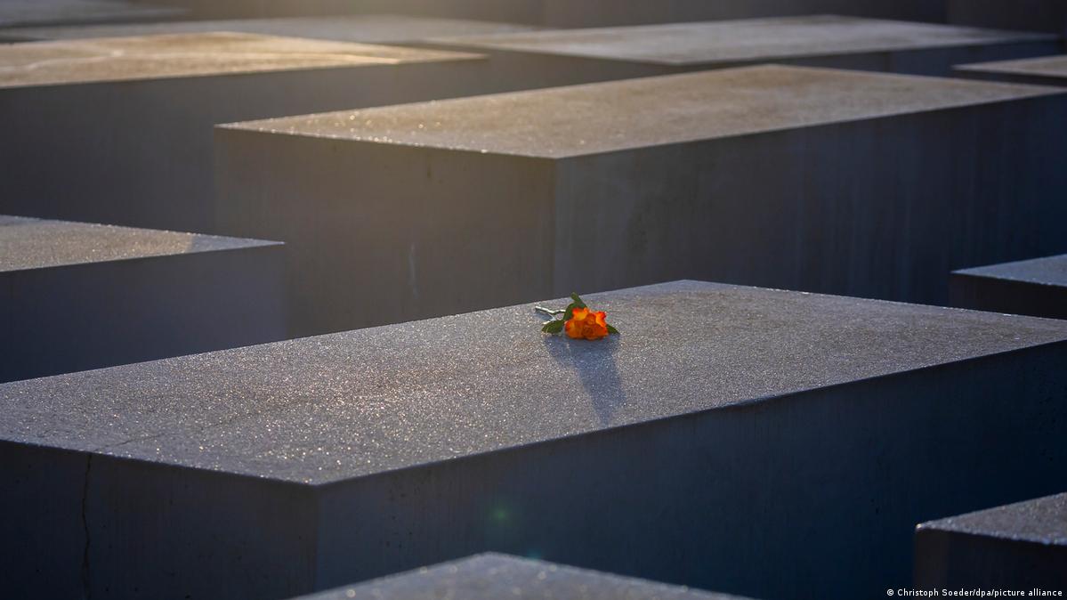 Oldest known Holocaust survivor dies aged 113 – DW – 02/28/2025