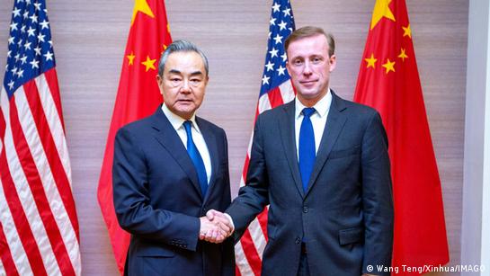 US-China rivalry: Where does Thailand stand? – DW – 01/30/2024