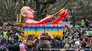 Trial against German carnival satirist underway in Russia