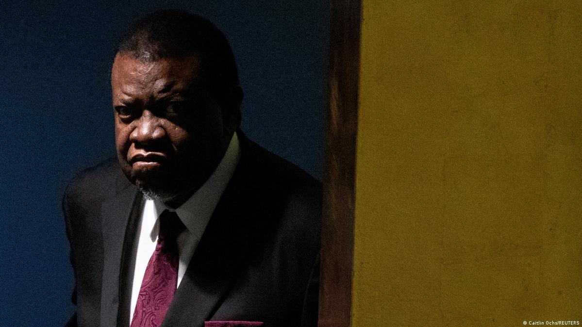 Namibian President Hage Geingob dies, aged 82 – DW – 02/04/2024