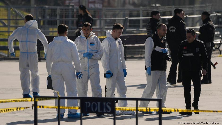Turkey: Police shoot 2 dead in courthouse attack – DW – 02/06/2024