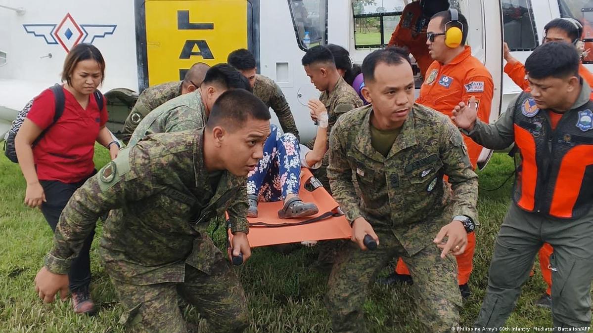 Philippines: Earthquake halts landslide rescue efforts – DW – 02/10/2024
