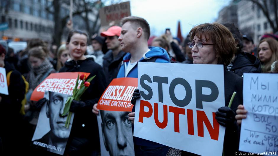 Consternación e indignación por la muerte de Navalny – DW – 16/02/2024