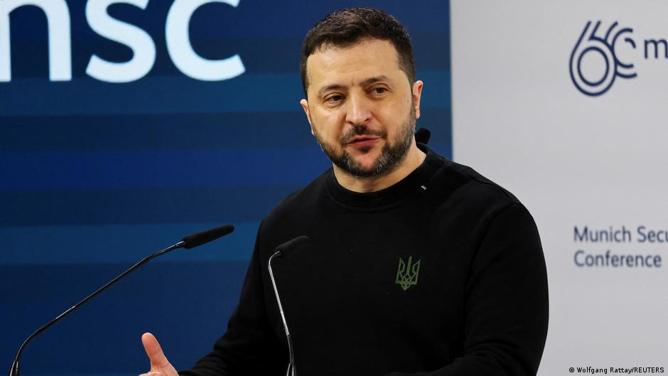 Zelenski: “Podemos recuperar nuestra tierra y vencer” – DW – 17/02/2024