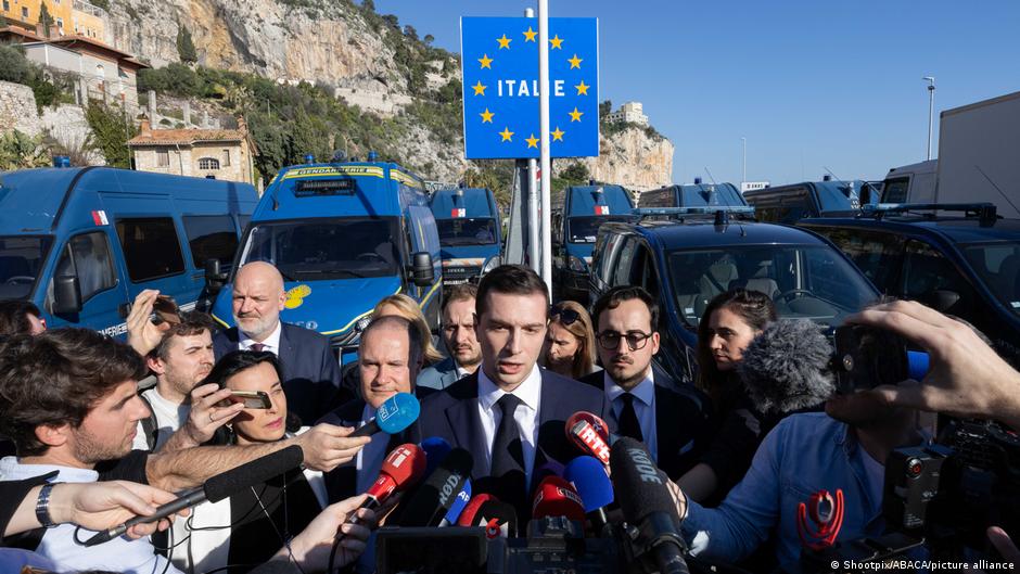 Τί γυρεύει ο «κύριος Frontex» στο ψηφοδέλτιο της Λεπέν; – DW – 20/02/2024