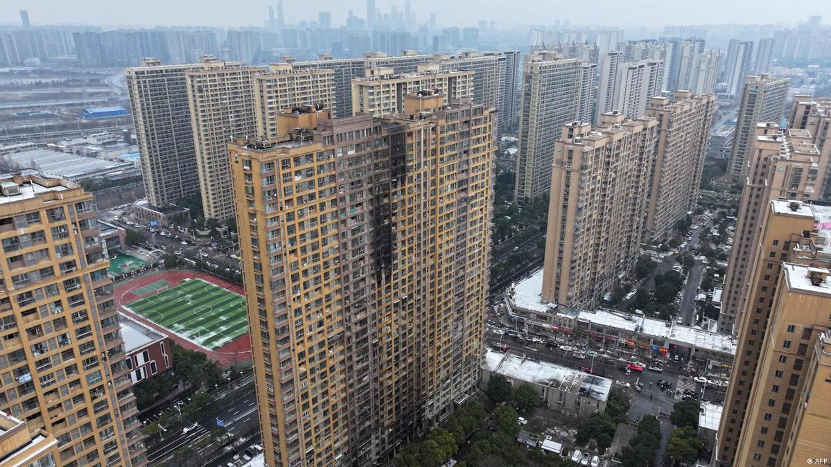 China: 15 dead in Nanjing building fire