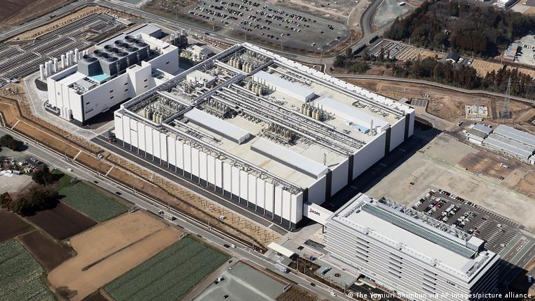 Japan seeks to revitalize semiconductor industry – DW – 03/19/2025
