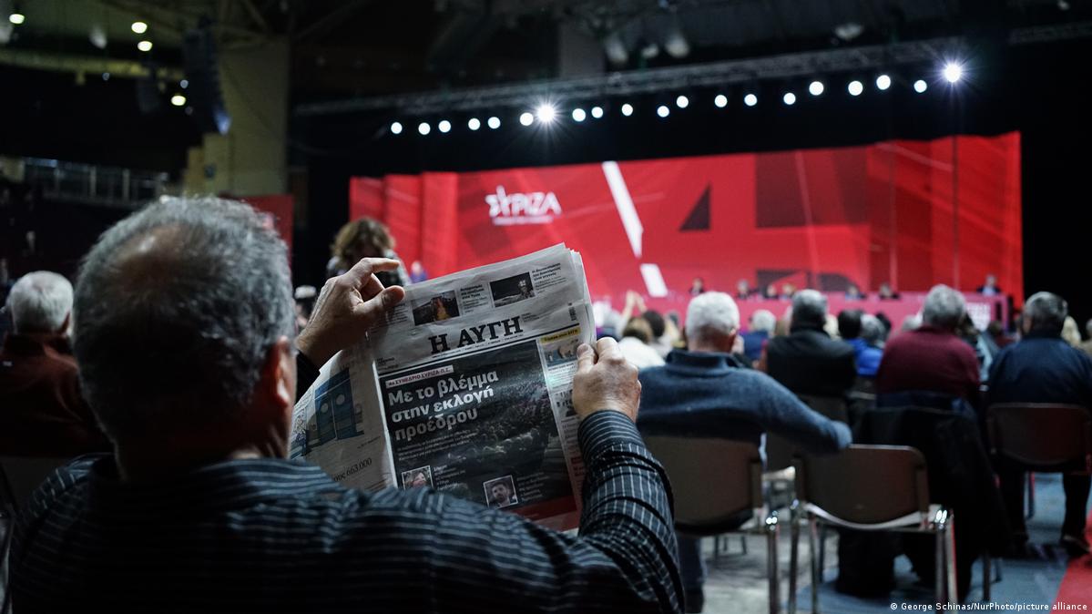 Are the days of Greece's radical-left Syriza party numbered? – DW – 02 ...