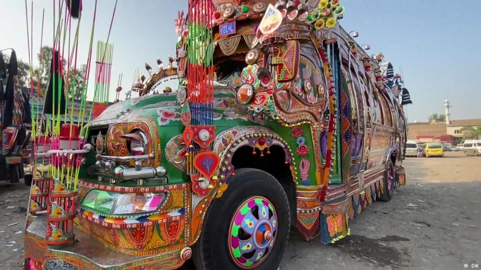 مستقبل حافلات بيدفورد الباكستانية – DW – 2024/3/8