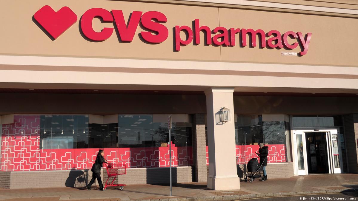 US pharmacy giants to start selling abortion pill