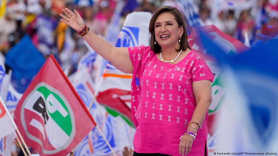 Arranca contienda presidencial en México con dos candidatas – DW – 02 ...