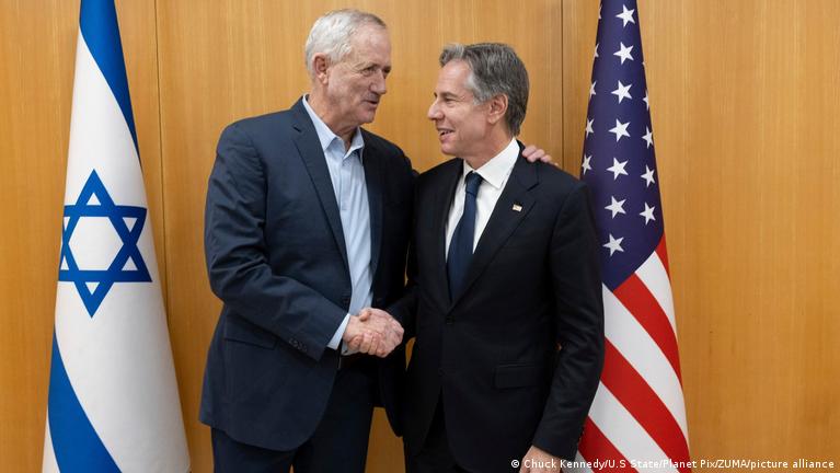 Israel-Hamas war: Gantz to meet Harris, Blinken on US visit – DW – 03 ...