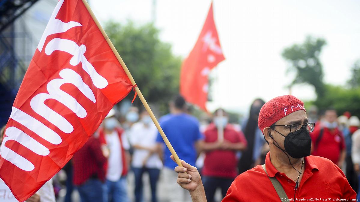 FMLN de El Salvador: "Tendrá que haber un nuevo comienzo" – DW – 05/03/2024