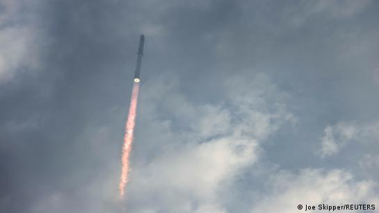 SpaceX Starship spacecraft 'lost' on atmospheric reentry – DW – 03/14/2024