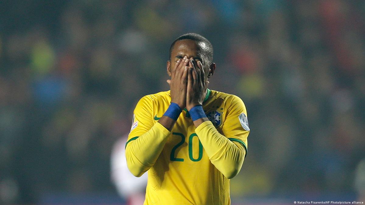 Robinho must serve Italian rape sentence in Brazil: court – DW – 03/21/2024