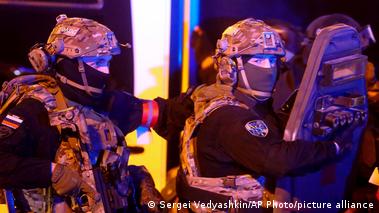 Terror in Russia: From Beslan siege to Moscow concert hall – DW – 03/23 ...