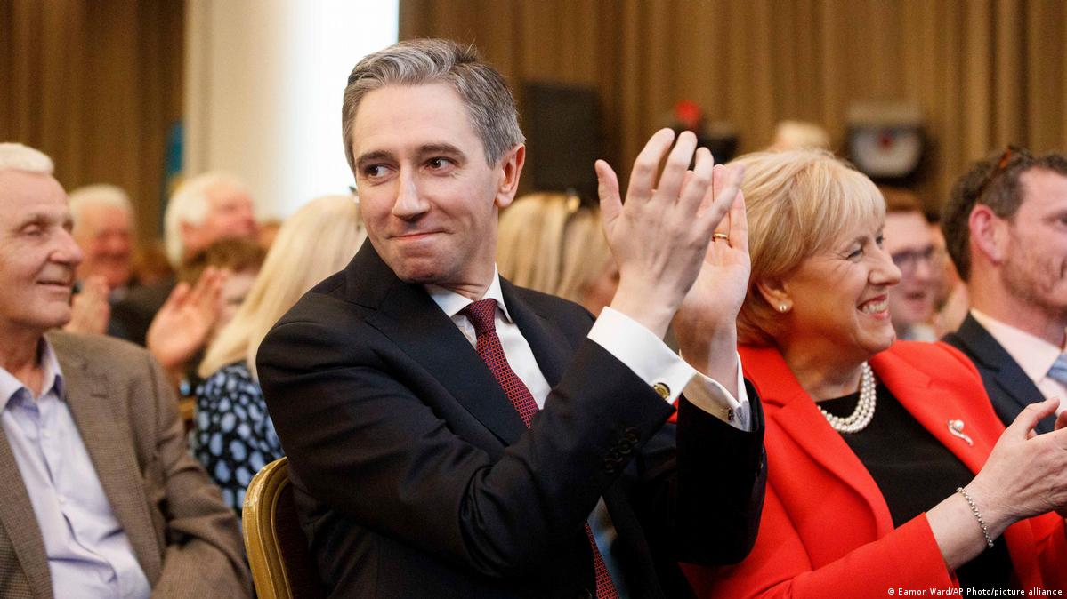 Simon Harris to become Ireland's prime minister – DW – 03/25/2024