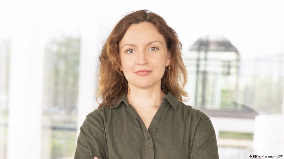 Kristie Pladson – DW