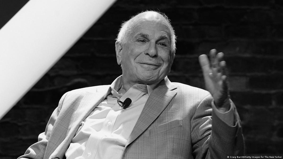 Nobel-prize winning psychologist Daniel Kahneman dies – DW – 03/28/2024