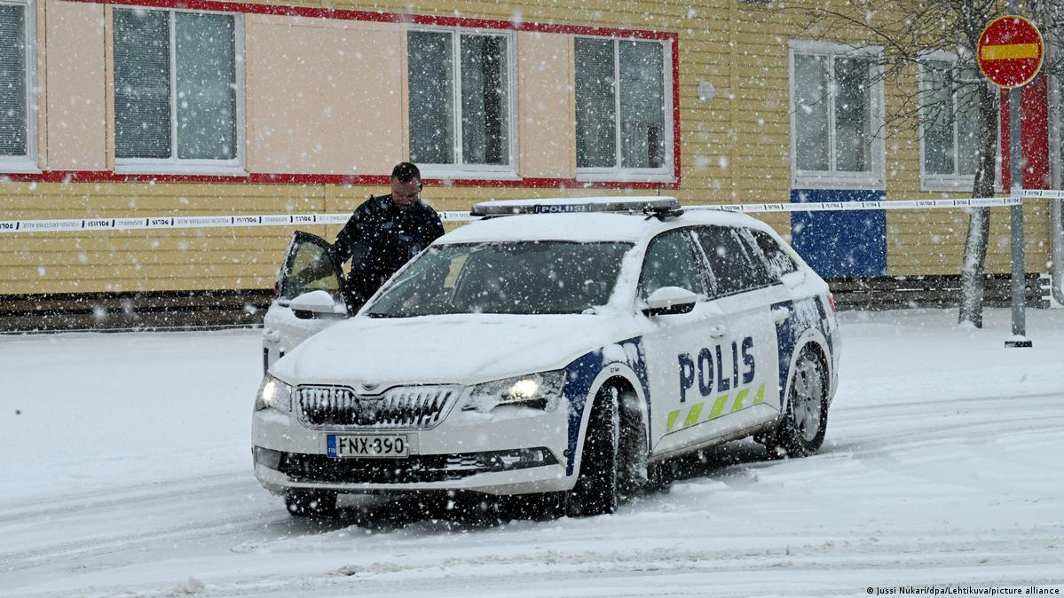 Finland: Bullying motive in school shooting, police say – DW – 04/03/2024