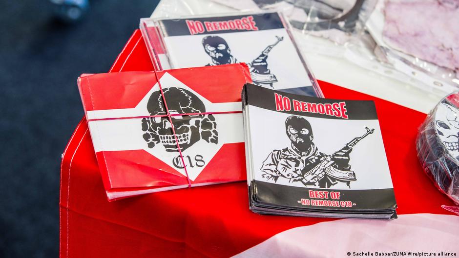 Bundesanwaltschaft klagt "Combat 18"-Rechtsextremisten an – DW – 04.04.2024