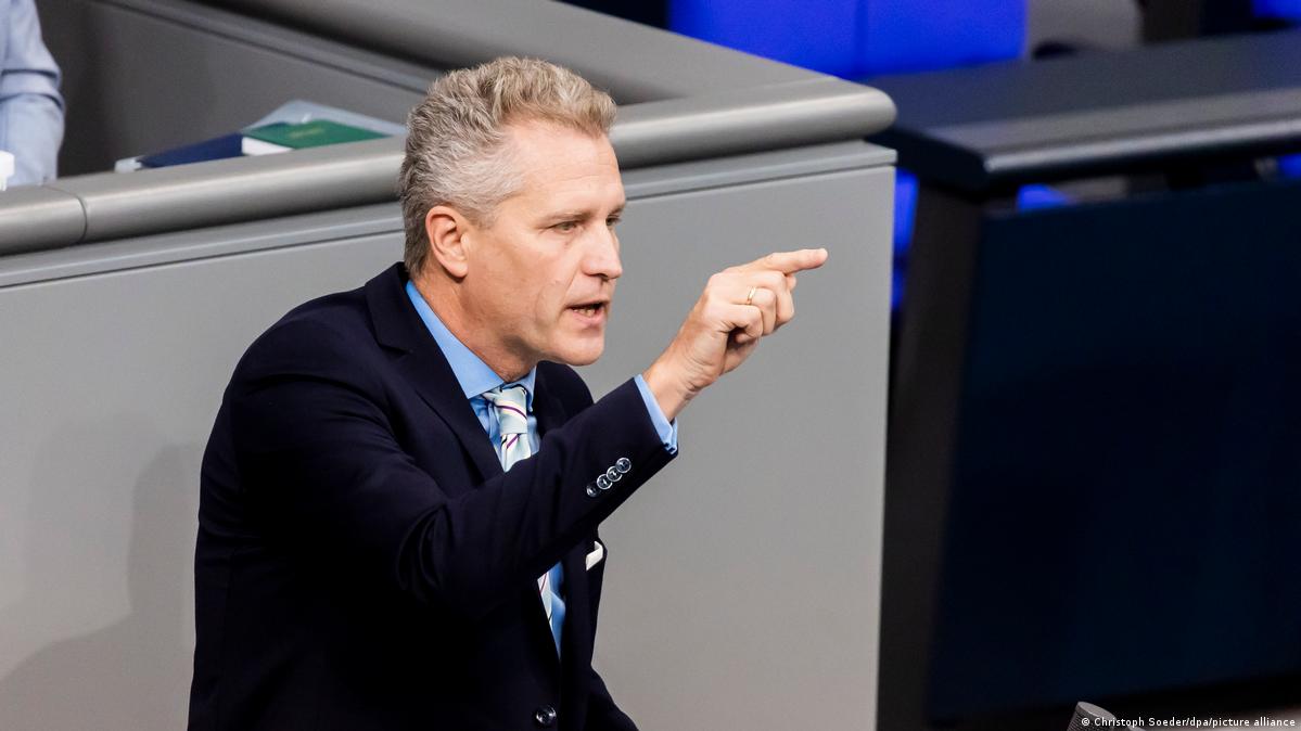 German AfD politician rejects Russian payment claims – DW – 04/04/2024