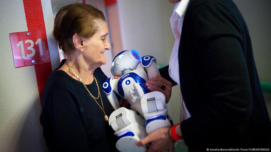 Robots as caregivers – opportunities and risks – DW – 04/30/2024