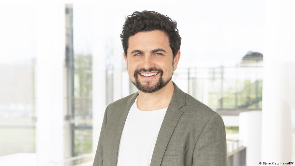 Nicolas Martin – DW