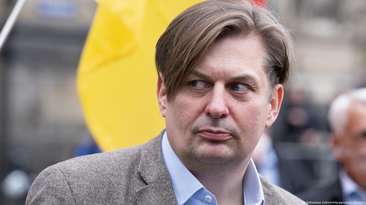 China spying: Krah still tops AfD's EU ticket – DW – 04/24/2024