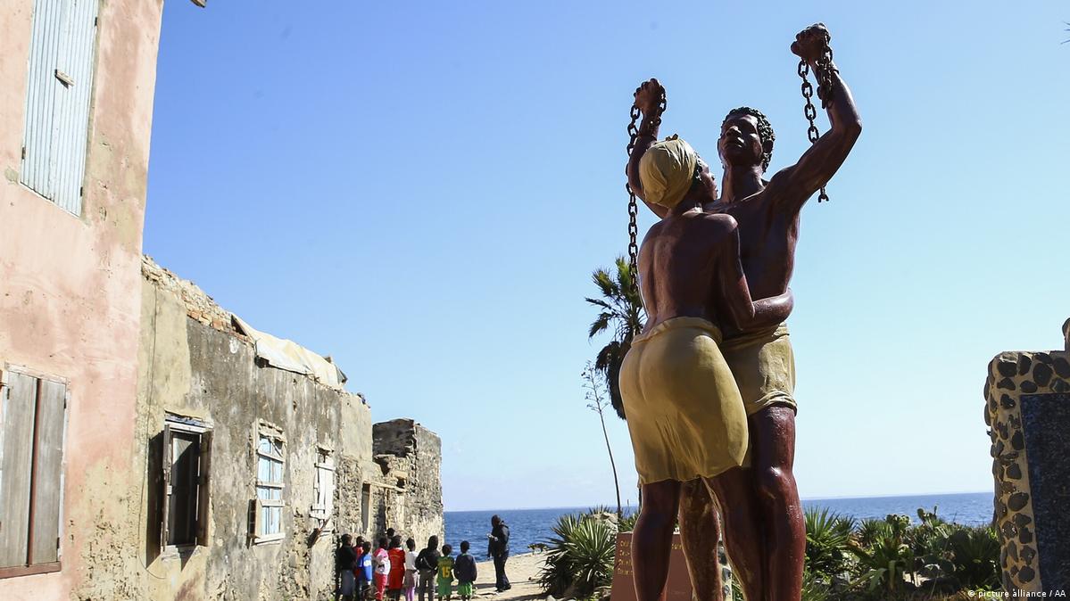 Le code noir bientôt abrogé – DW – 27/05/2025