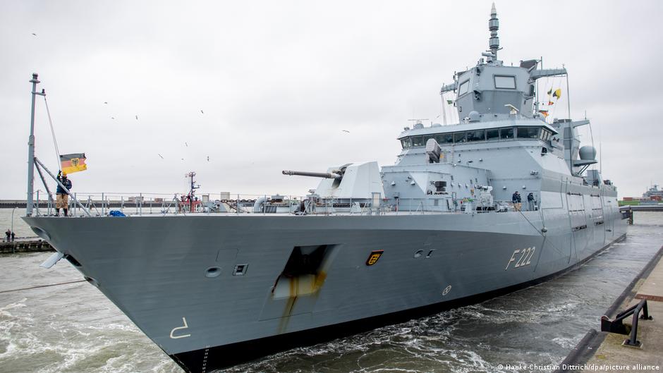 German warships embark on South China Sea mission – DW – 05/31/2024