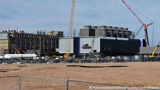 TSMC chip plans in US fuel China security fears in Taiwan – DW – 03/10/2025