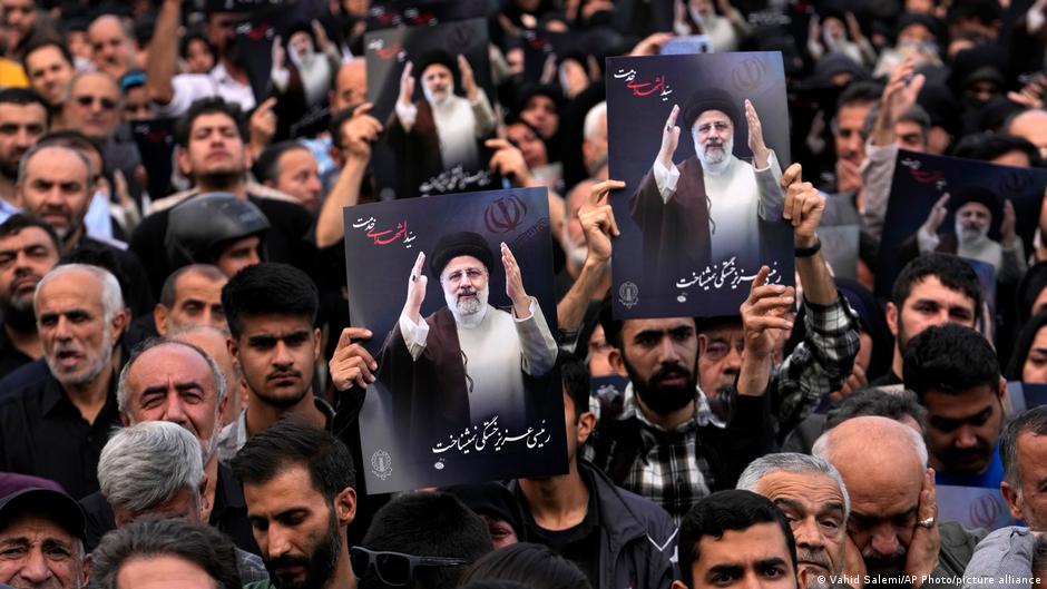 Iranian President Raisi confirmed dead in helicopter crash – DW – 05/20 ...