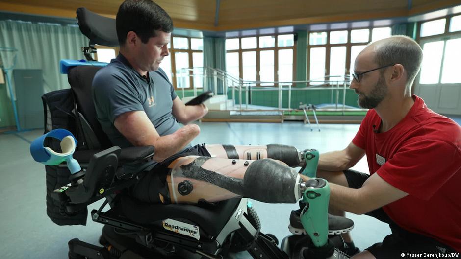 Losing Limbs to Sepsis – DW – 06/08/2024