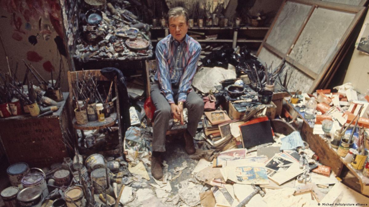 Spanish police recover stolen Francis Bacon painting – DW – 05/23/2024