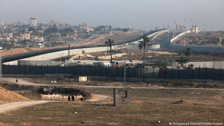 Israel claims control of corridor along Gaza-Egypt border – DW – 05/30/2024