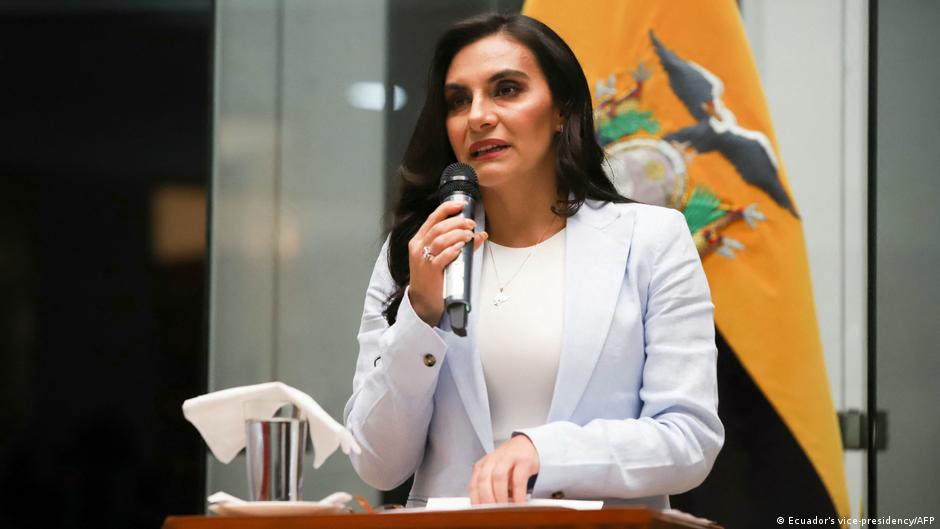 Ecuador: vicepresidenta acusa a Noboa de violencia política