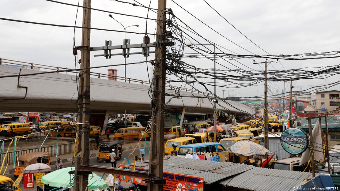 Electricity grid in Nigeria crippled as workers go on strike - Naijiant