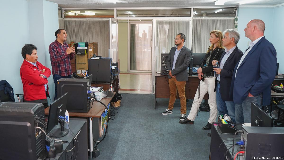 CORAPE: The reality of community media in Amazonia