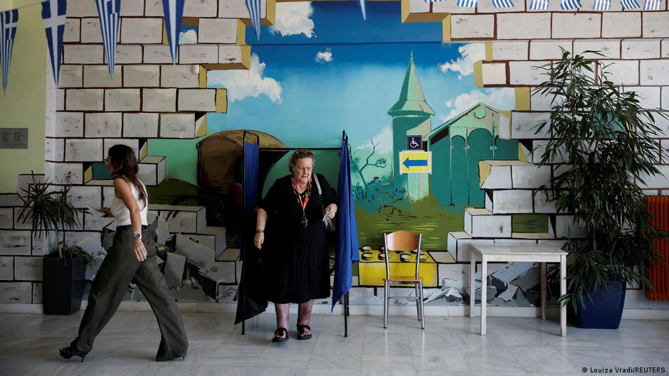 بدء التصويت في اليوم الأخير من انتخابات البرلمان الأوروبي – DW – 2024/6/9