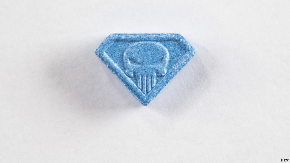 US: FDA says no to psychedelic MDMA as PTSD treatment – DW – 08/10/2024