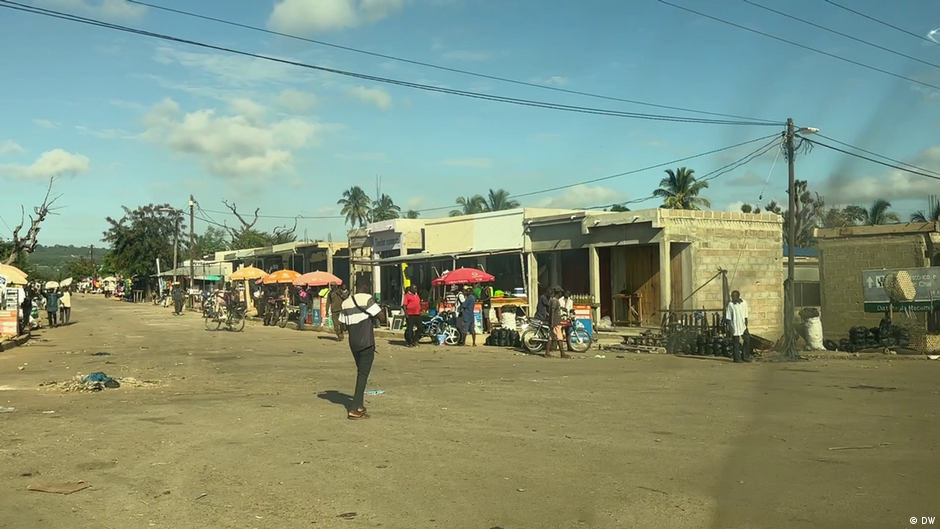 Moçambique: População de Macomia receosa após confrontos – DW – 14/10/2024