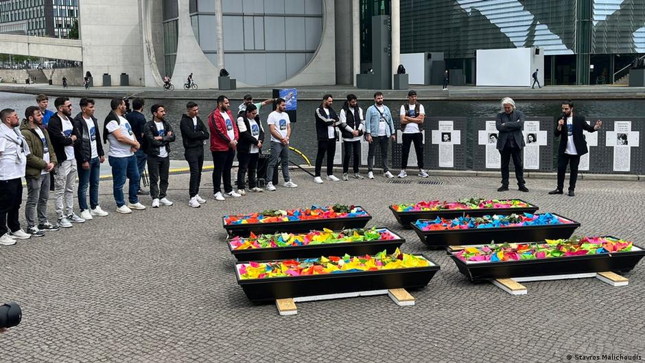 Πύλος: Αναπάντητα ερωτήματα έναν χρόνο μετά – DW – 18/06/2024