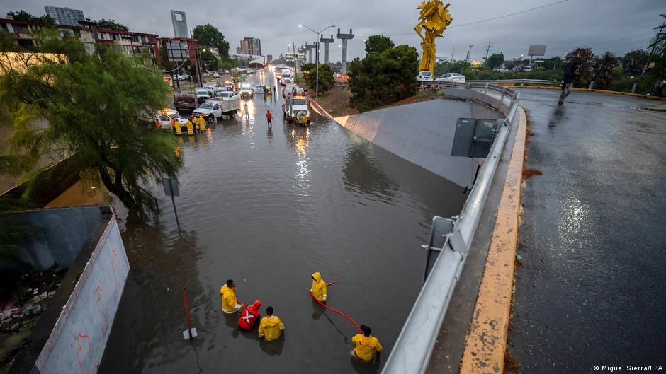 Several killed as Storm Alberto hits Mexico